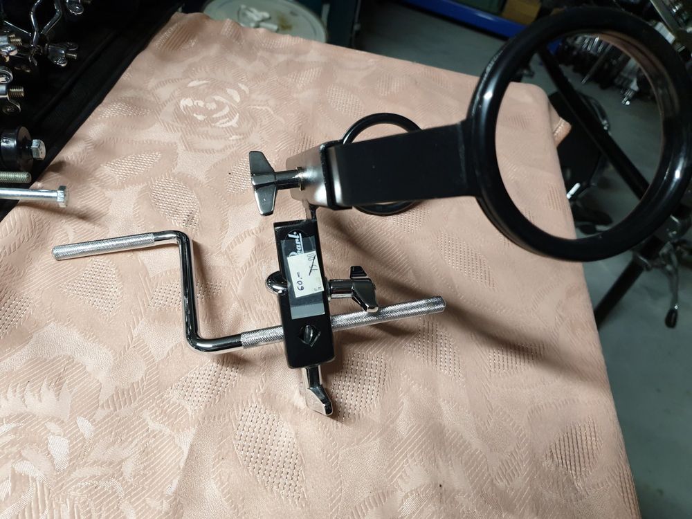 Pearl PGH-20 Universal Guiro Holder / Schlagzeug/ Zubehör | Kaufen auf ...