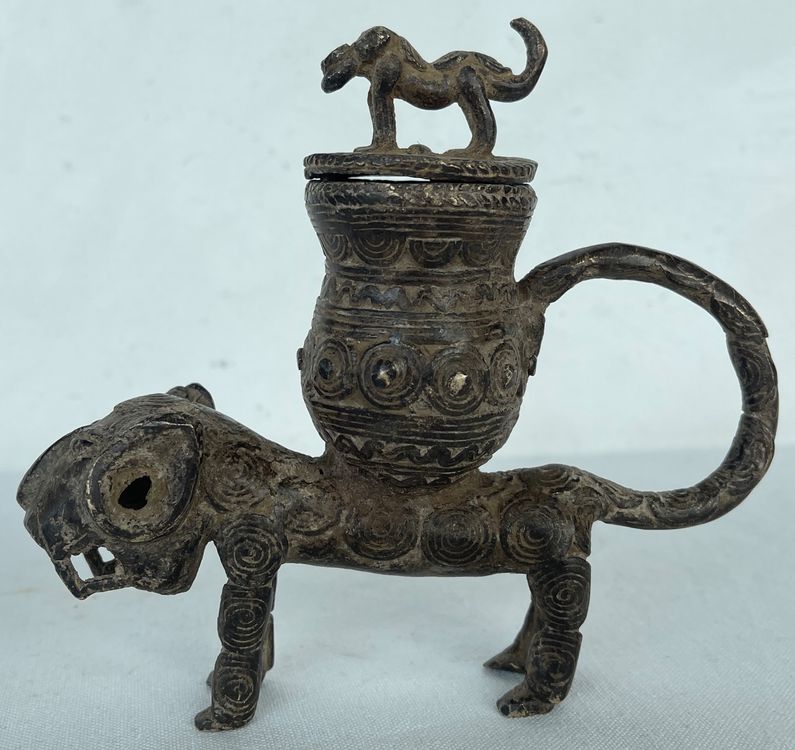 feiner alter Leopard Bronze Benin Höhe 13 cm Länge 15 cm | Kaufen auf Ricardo