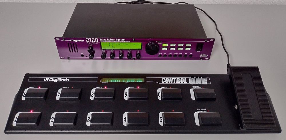 Digitech 2120 Artist + Foot Controller + Case | Kaufen auf Ricardo