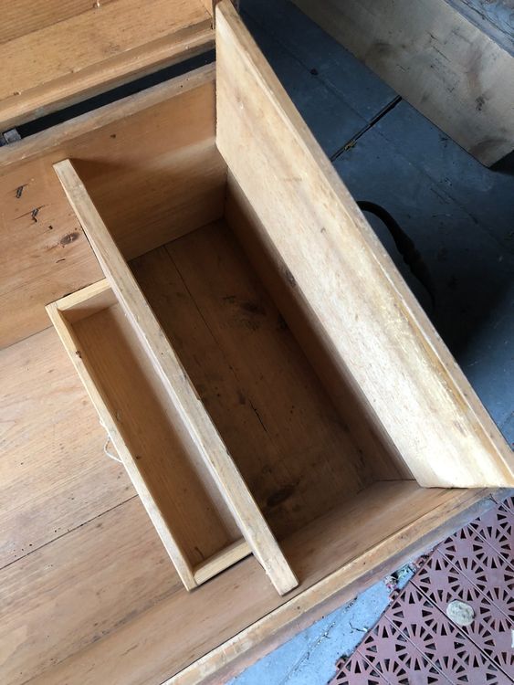 Holztruhe Hochzeitstruhe antik 18. Jahrh. (Abholung Danis) (Gebraucht) in Rütihof für CHF 95 ...
