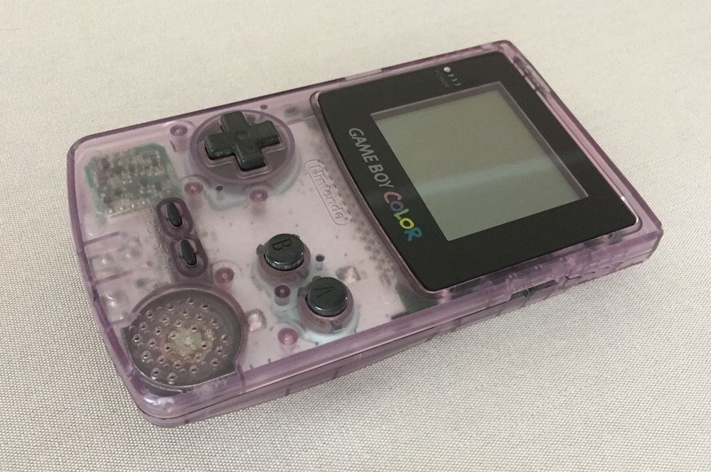 Nintendo Game Boy Color Atomic Purple | Kaufen auf Ricardo