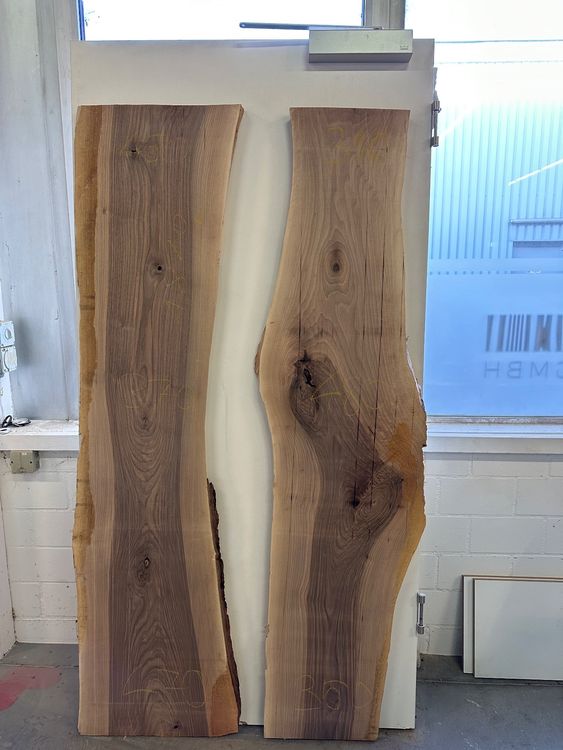 Nussbaum Bretter von Rheintal Epoxidtisch (Gebraucht) in Sevelen für ...