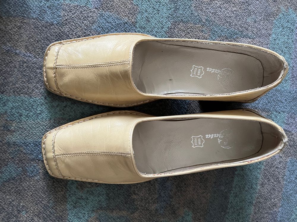 Bata Damenschuh hell | Kaufen auf Ricardo