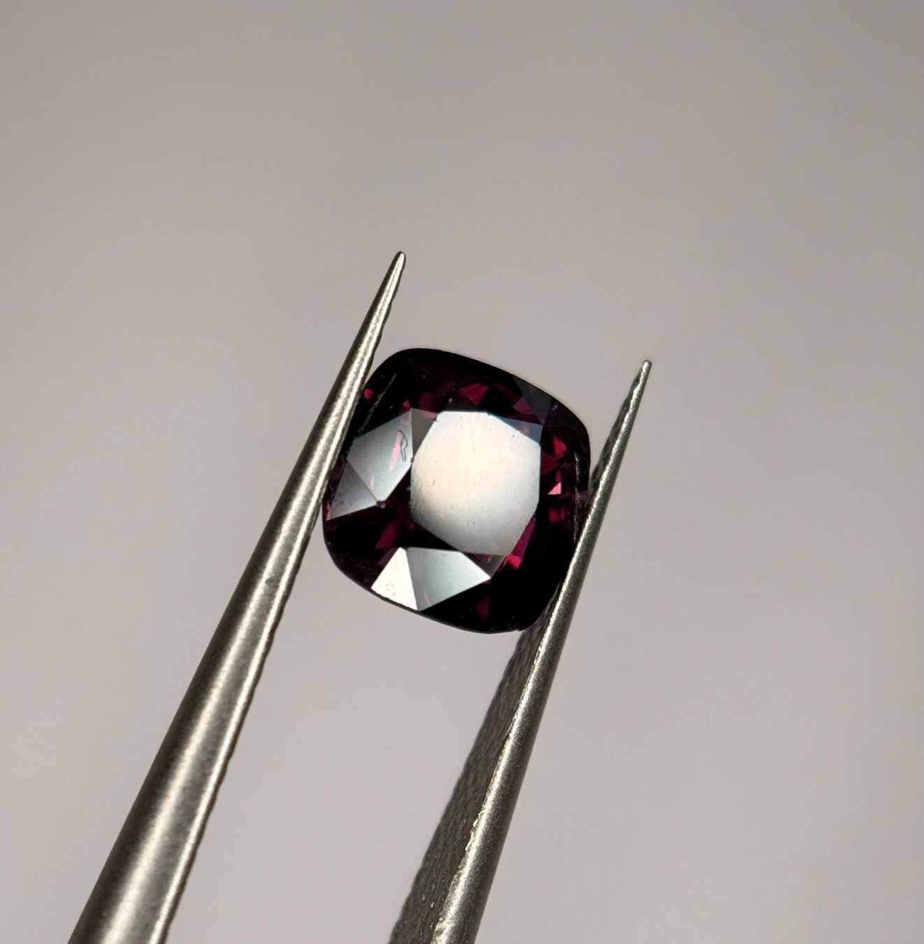Ab 1 Fr. - 1.46 ct Spinell Edelstein unbeh. mit Zert. (Neu (gemäss ...