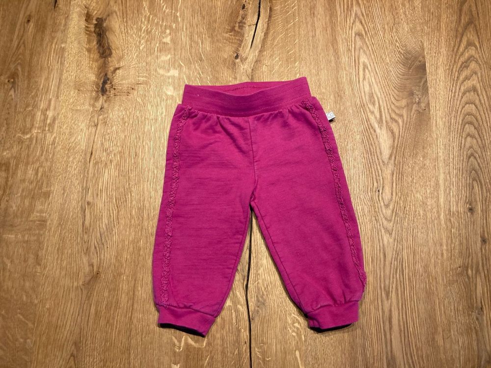 Hose Gr. 74 Liegelind schöner Zustand (Gebraucht) in Menziken für CHF 1 ...