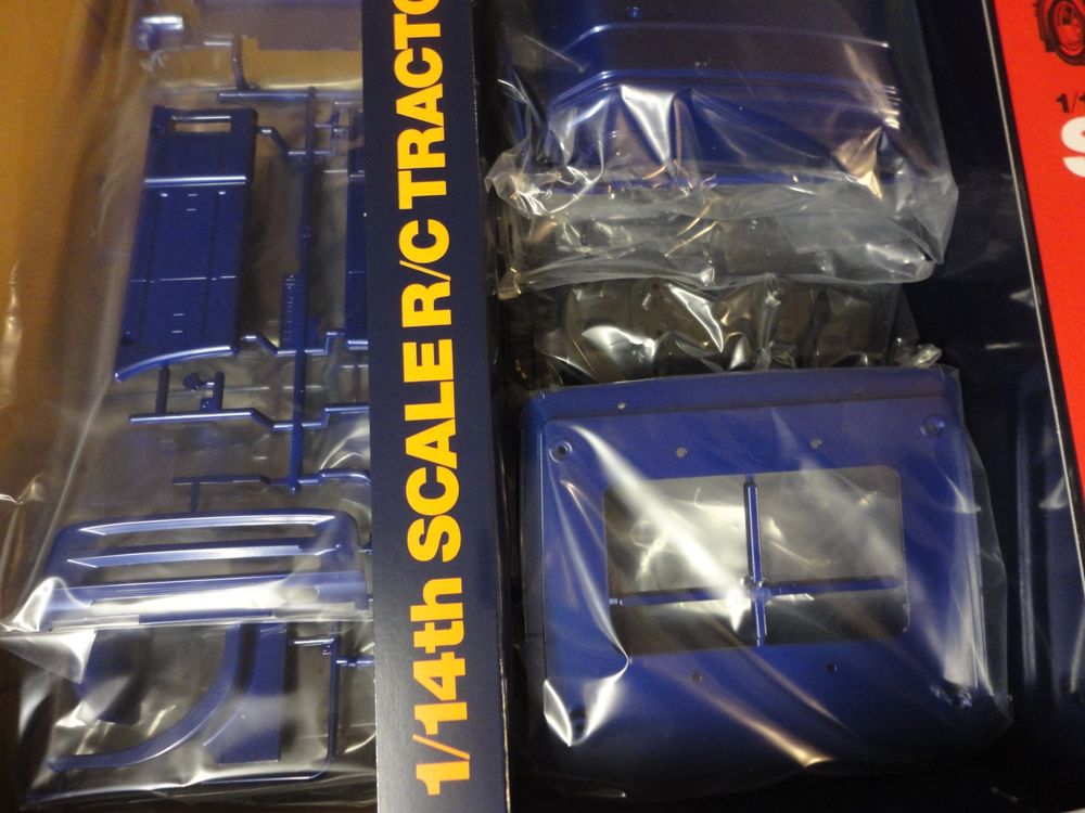 Tamiya 56327 Scania R620 6x4 1:14 Modell-LKW Bausatz BLAU (Neu und ...