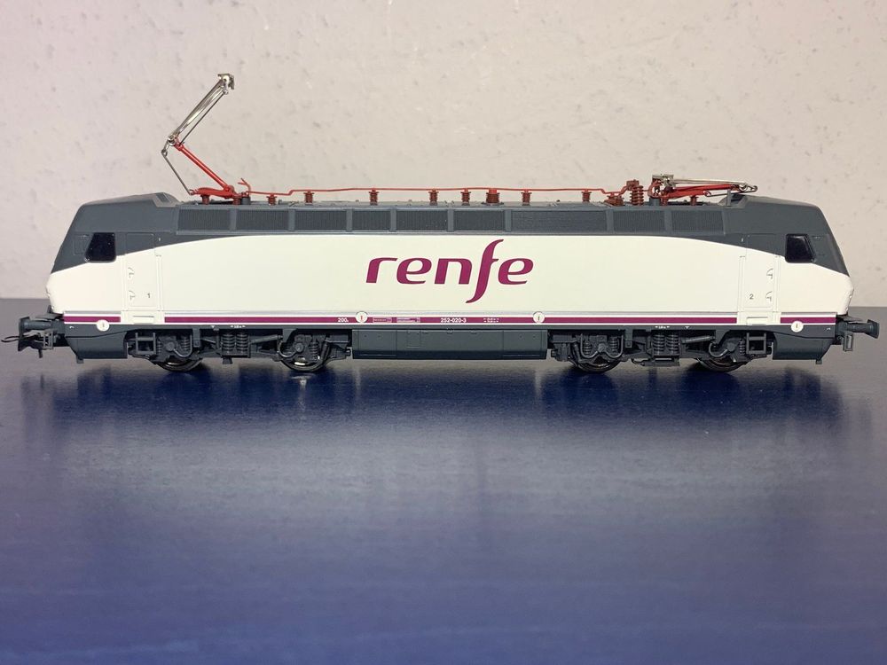 BR 252 020-3 RENFE (Neu (gemäss Beschreibung)) in SION für CHF 129 ...