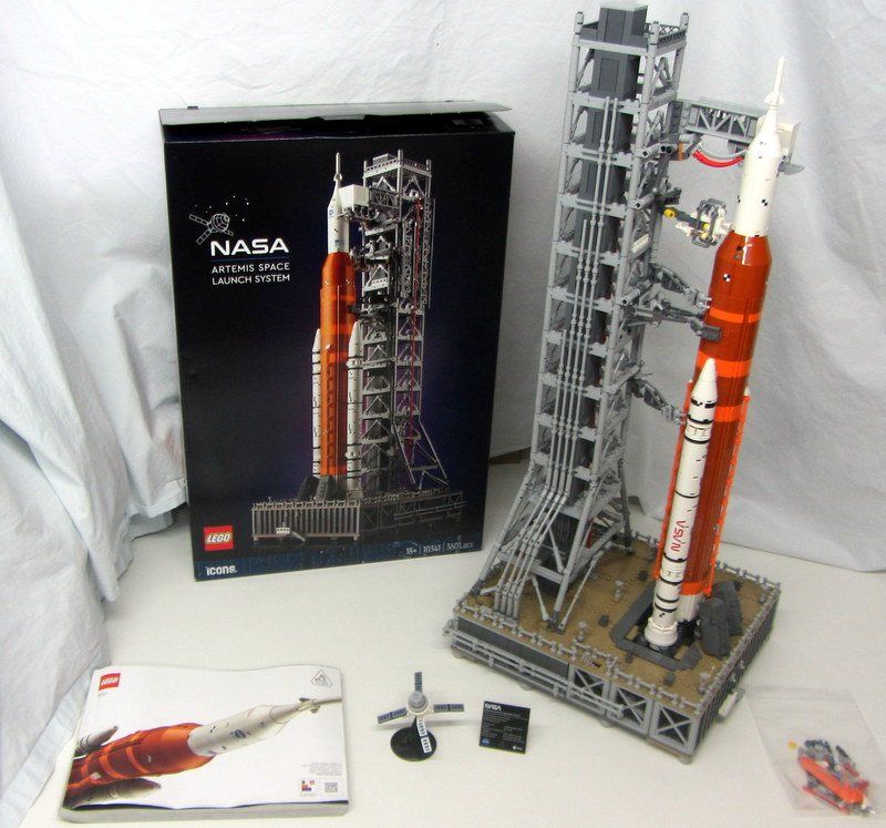 LEGO Creator 10341 " NASA Artemis Space Launch System " | Kaufen auf ...