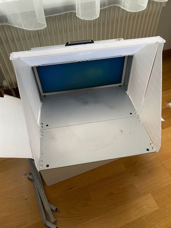 Airbrush Box mit Absaugen | Kaufen auf Ricardo