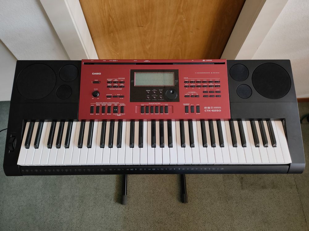 Casio piano CTK-625 with stand (pied) | Kaufen auf Ricardo