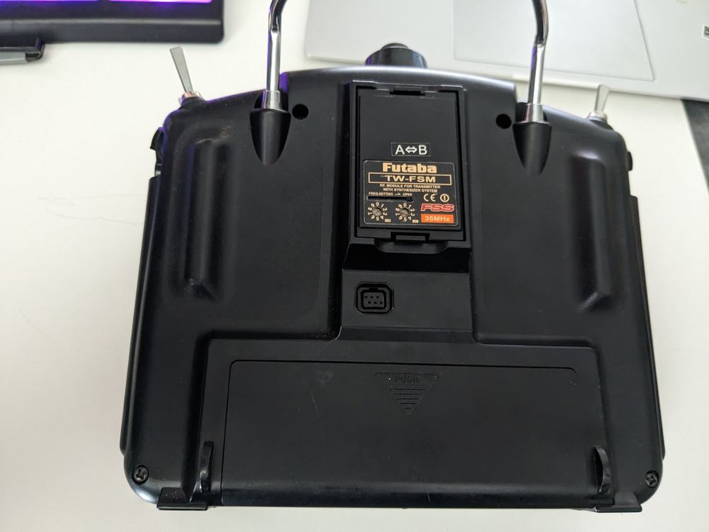 Graupner MC-24, RC Fernbedienung Sender + Futaba T9CP (Defekt) in ...