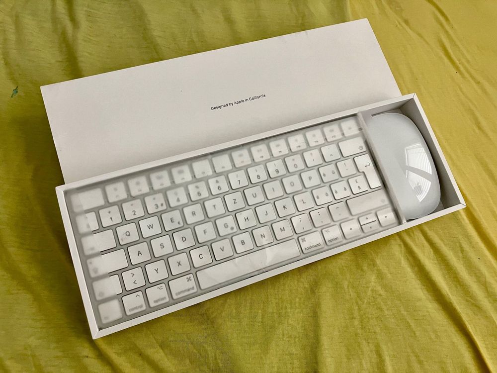 Apple Magic Keyboard + Mouse Wireless (Neu und originalverpackt) in ...
