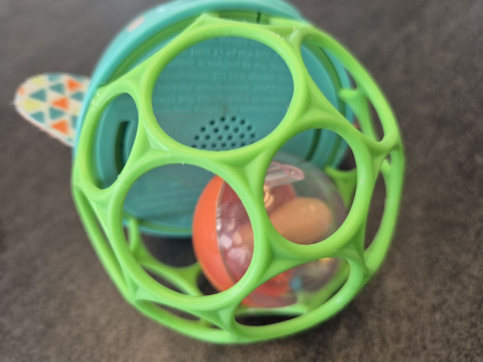 Babyrassel Elefant – Greifball für kleine Entdecker! (Gebraucht) in ...