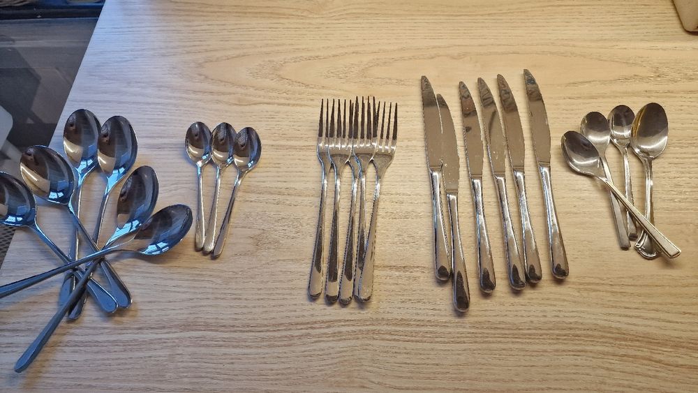 Cutlery Set - Knives, Spoons, Forks. | Kaufen auf Ricardo