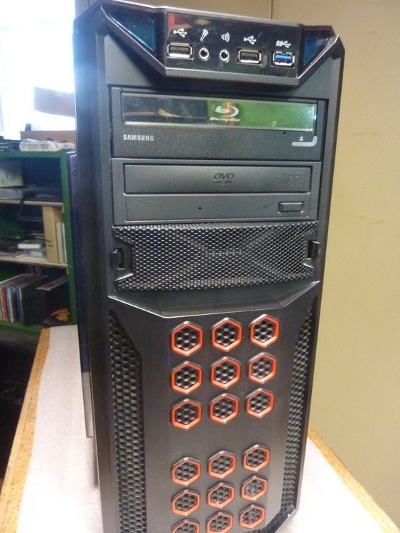 IN WIN Tower PC (Gebraucht) in Altstätten SG für CHF 100 – mit ...