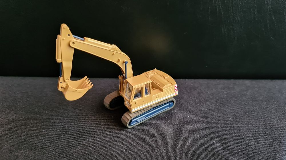 Wiking Mini Bagger 1:87 (Neu (gemäss Beschreibung)) in Hünibach für CHF ...