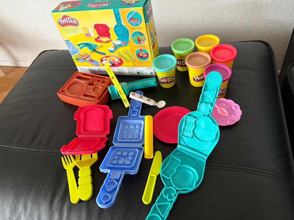 PLAY DOH Frühstück Set / buntes Knetfrühstück (Gebraucht) in ...