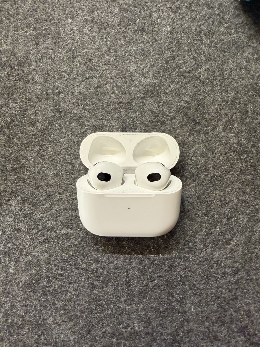 iPhone 13 Pro Max 128go + AirPods + coque Apple Mac safe (D'occasion) à ...