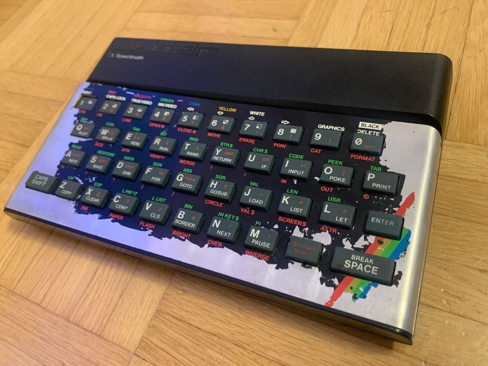 Commodore 64, ZX Spectrum (Defekt) in Basel für CHF 200 – mit Lieferung ...