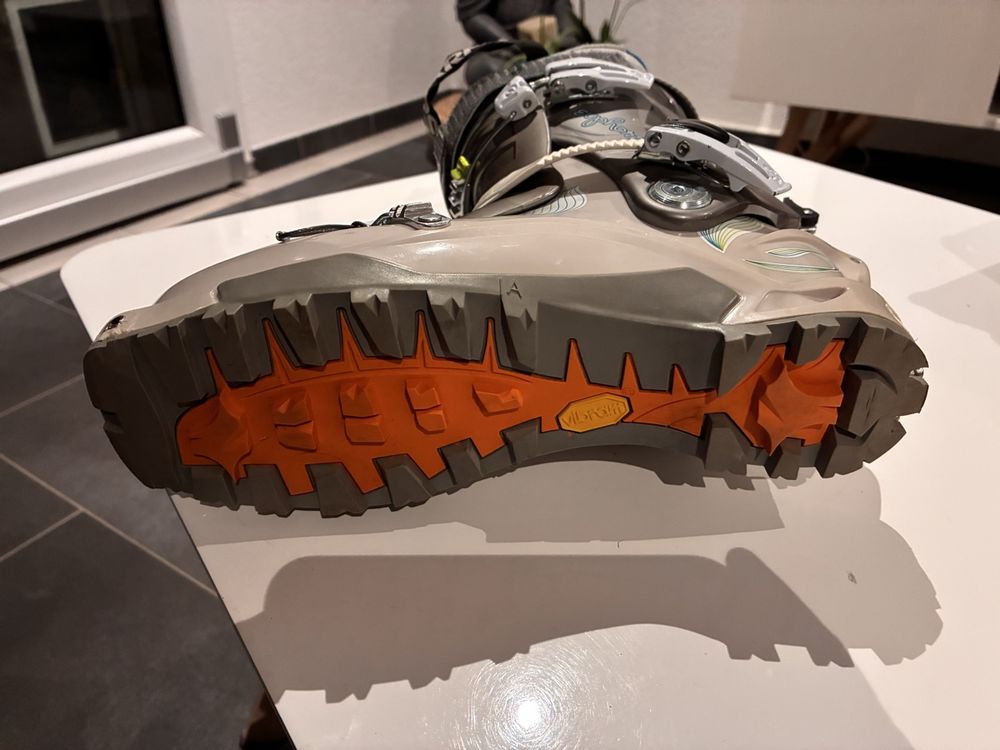 Scarpa Euphoria, taille 26 Chaussures de ski de rando (Gebraucht) in ...