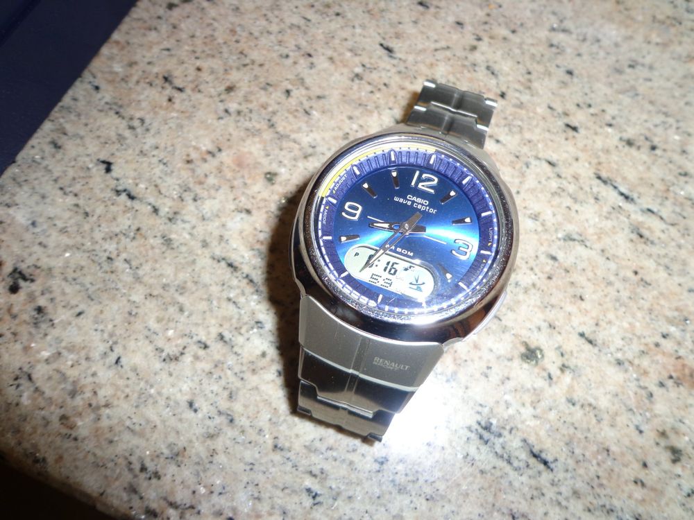 Casio Uhr wave ceptor Renault Sport Edition (Gebraucht) in Oensingen für CHF 70 – mit Lieferung ...