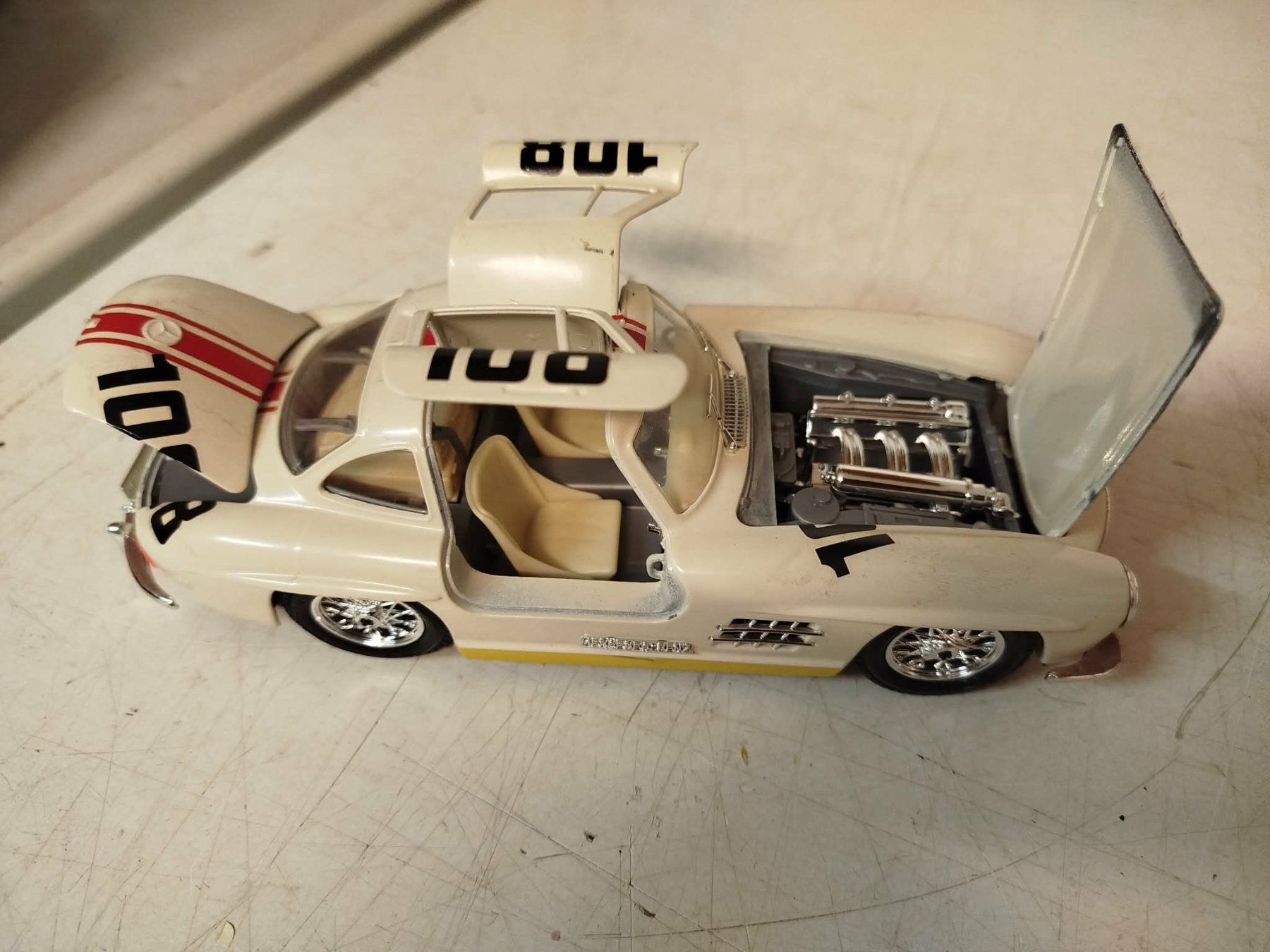 Mercédes Benz 300SL Burago (D'occasion) à La Chaux-de-Fonds pour CHF 22 ...