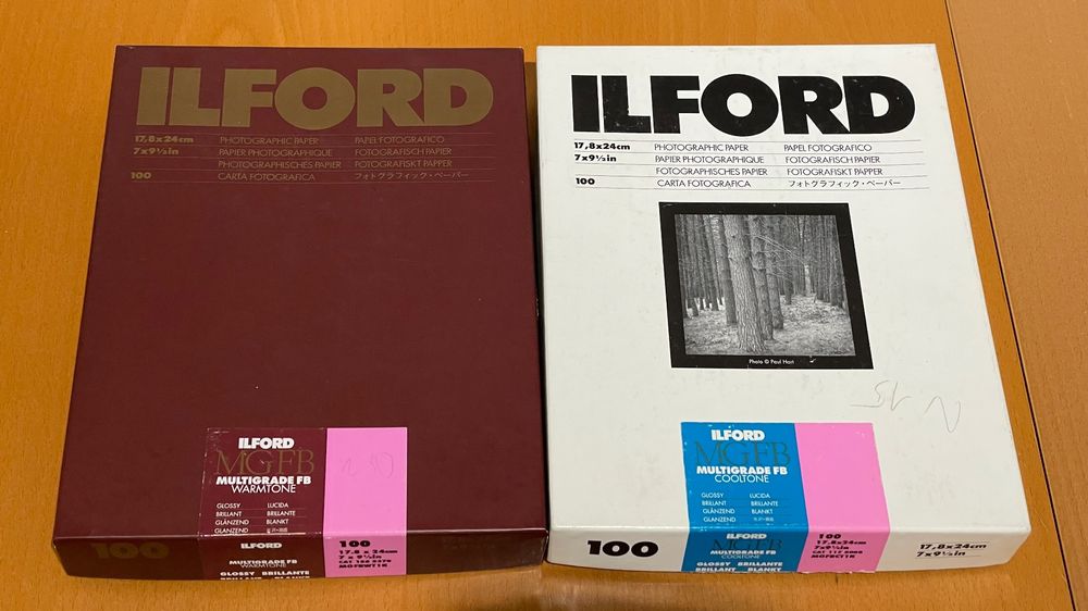 Ilford MGFB Papier photo 17.8x24cm (Gebraucht) in Vuisternens-Ogoz für ...