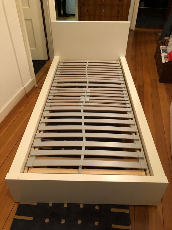 IKEA Bett Malm 90x200 (Gebraucht) in Zofingen für CHF 14 – nur Abholung auf Ricardo kaufen