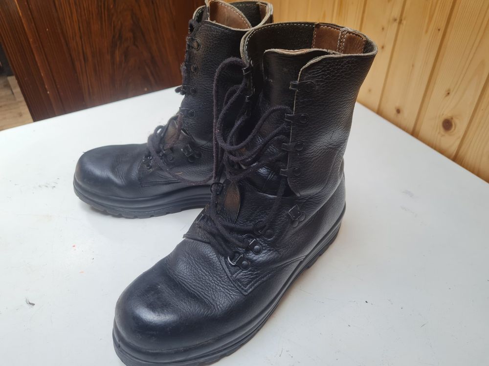 Armeestiefel 290 5 (Gr44) (Gebraucht) in Hofstetten b. Brienz für CHF ...