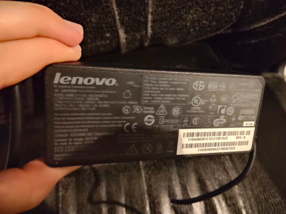 Lenovo power adapter 20V 4.5A (Gebraucht) in Zürich für CHF 40 – nur ...