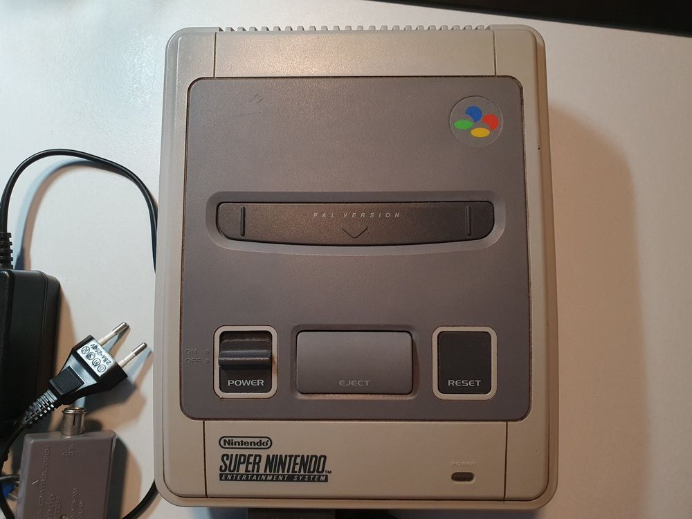 SNES - Super Nintendo (PAL) Konsole mit Kontroller (Gebraucht) in ...