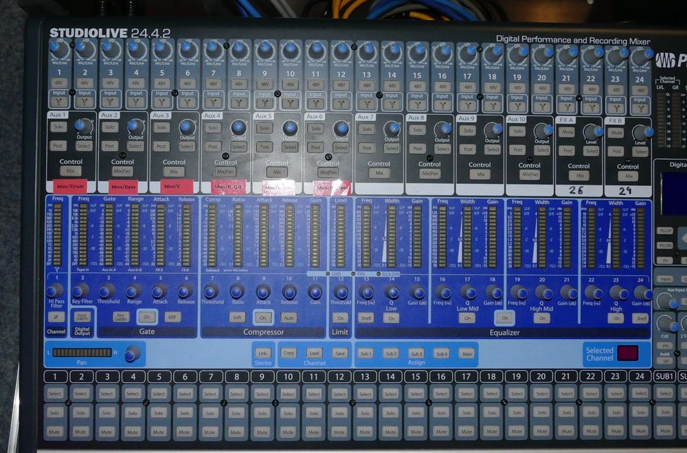 PRESONUS StudioLIve 24-4-2 mit Transport-Case | Kaufen auf Ricardo