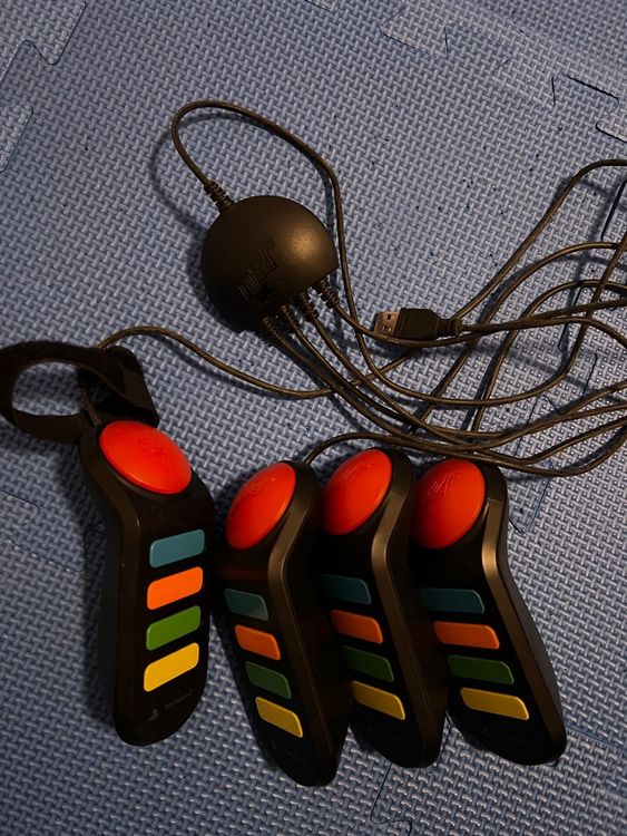 4x Buzz Controller Playstation 2 / PS2 (Gebraucht) in Gossau SG für CHF ...