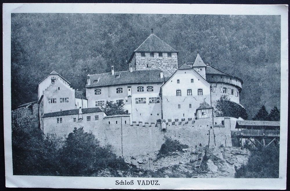 SCHLOSS VADUZ (Neu (gemäss Beschreibung)) in Jona für CHF 3.9 – mit Lieferung auf Ricardo kaufen