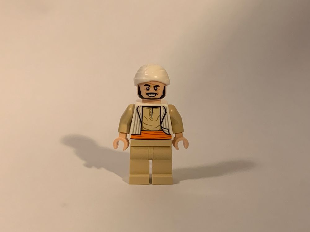 Lego Indiana Jones Sallah Figur BRANDNEU!! (Neu (gemäss Beschreibung ...
