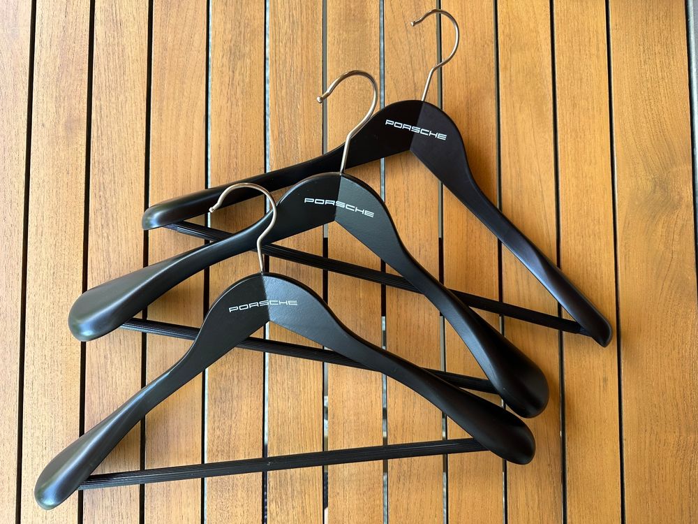 3 Stk. Original PORSCHE Kleiderbügel | Kaufen auf Ricardo