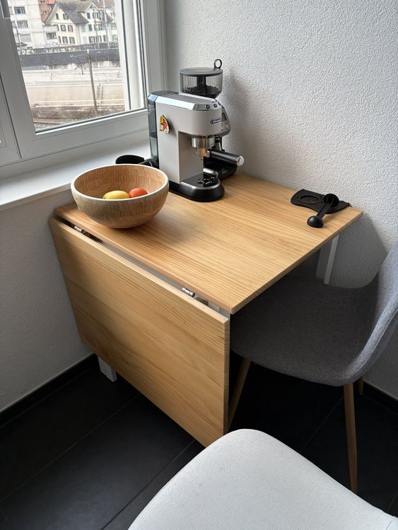IKEA Pinntorp Table (Gebraucht) in Luzern für CHF 1 – nur Abholung auf ...