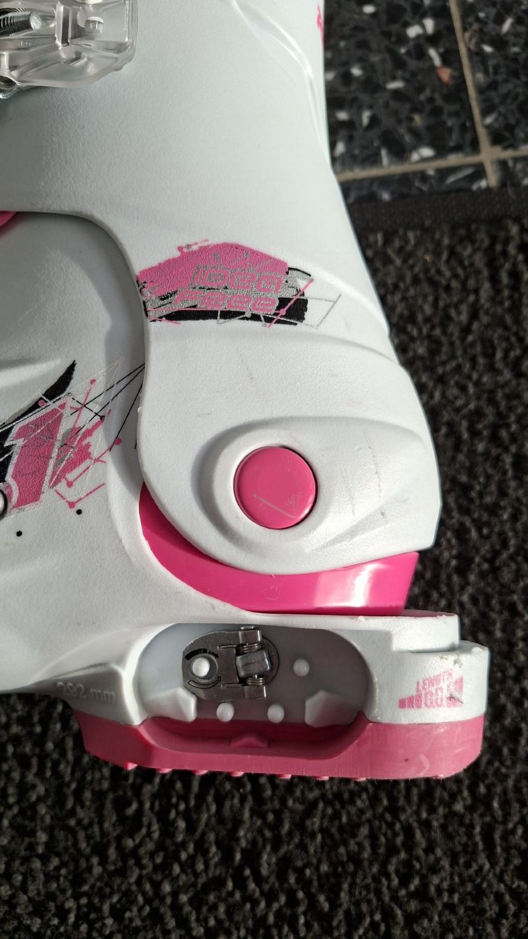 Roces IDEA FREE, chaussures de ski enfant, taille 36-40 ️ (D'occasion ...