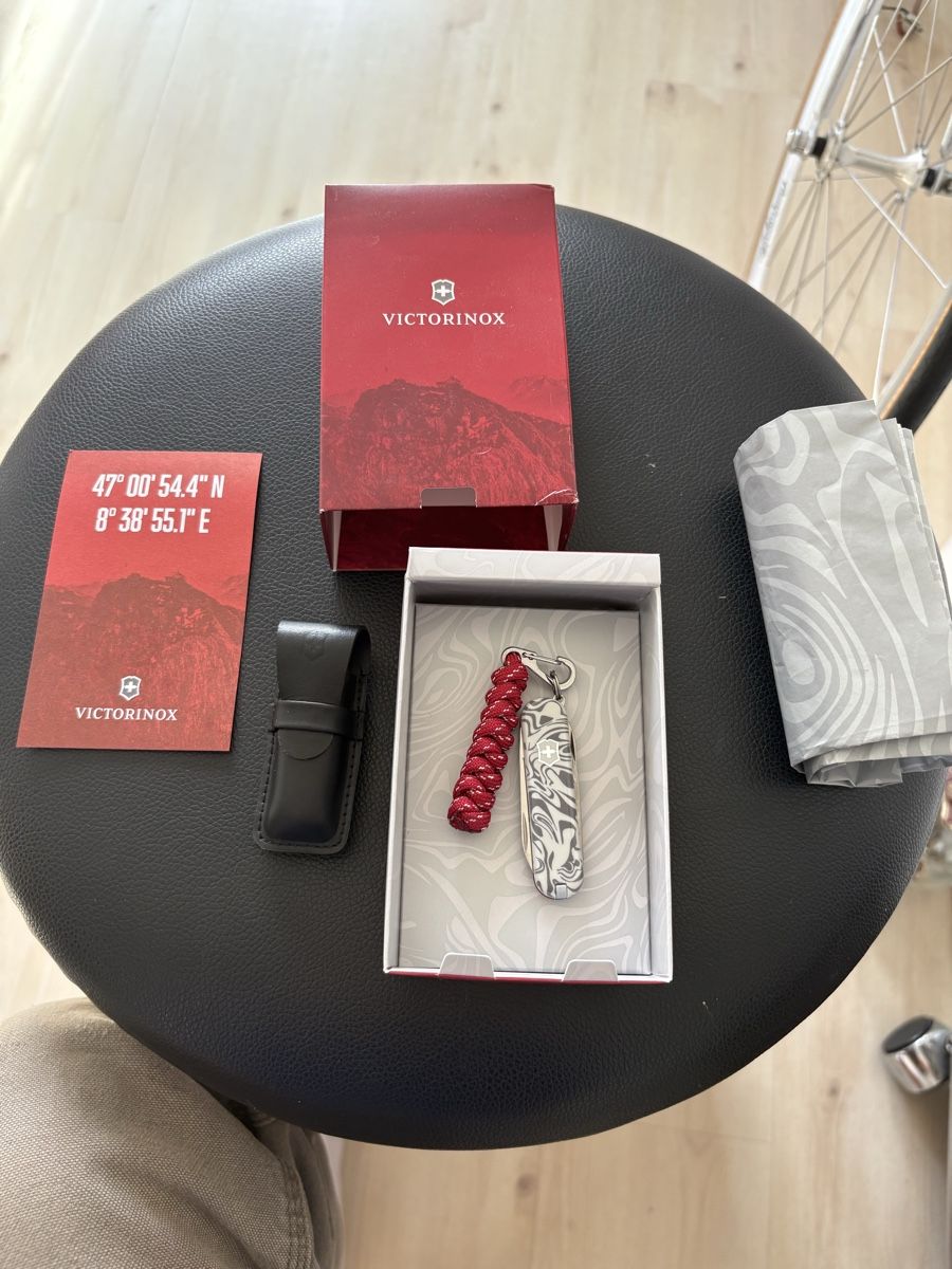 Victorinox, Classic, Limited Edition, Adidas (Neu (gemäss Beschreibung ...
