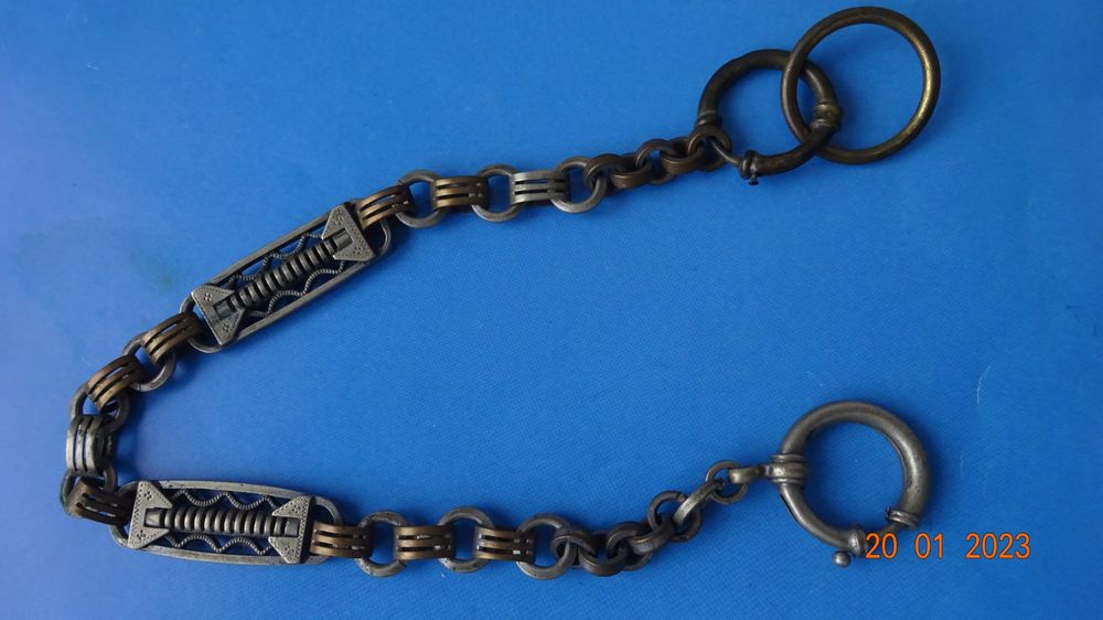 Chainette pour montre de poche ancienne (Gebraucht) in Bassecourt für ...