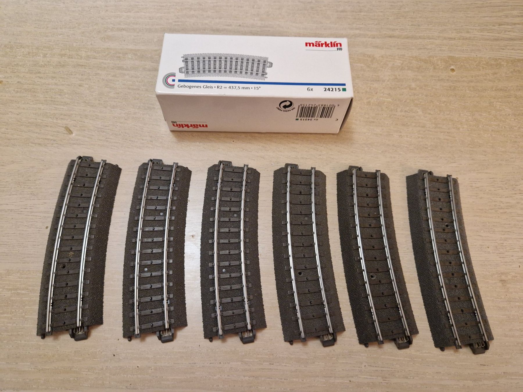 Märklin 6 x 24215 Gebogenes gleis C H0 (Gebraucht) in St-Aubin-Sauges ...