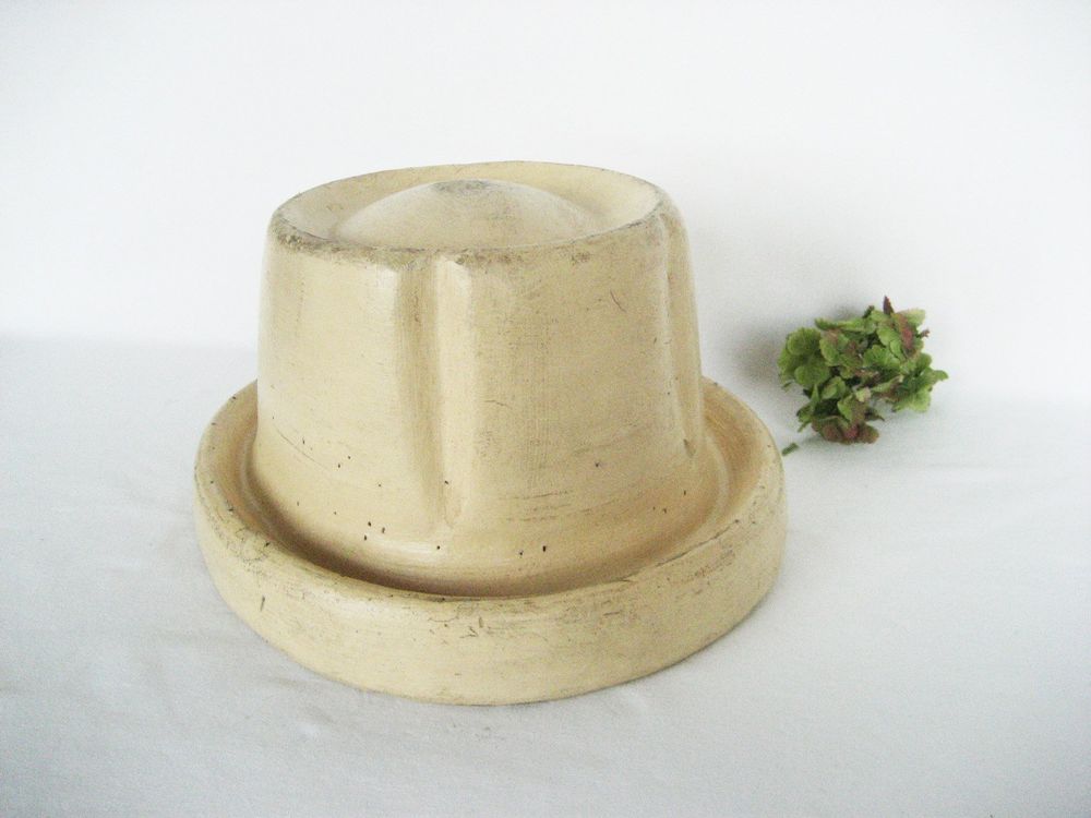 Alte Hutform aus Holz – Farbe beige - Holzform für Hüte | Kaufen auf ...