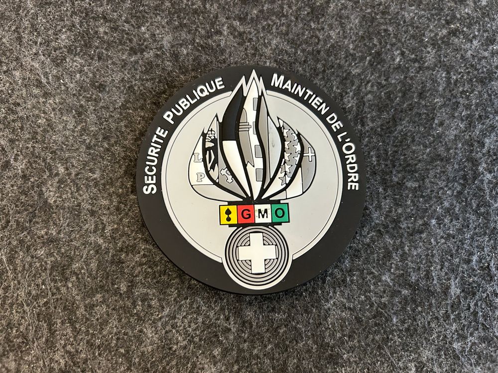 Patch, Police, GMO (Gebraucht) in Berikon für CHF 30 – mit Lieferung ...
