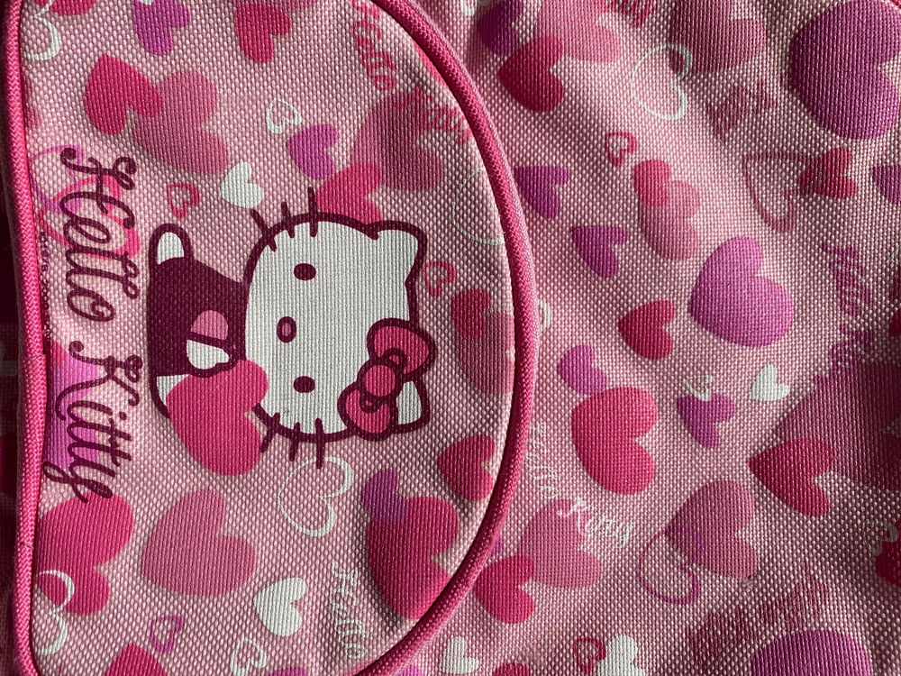 Rucksack Hello Kitty (Gebraucht) in Aesch BL für CHF 5 – mit Lieferung auf Ricardo kaufen