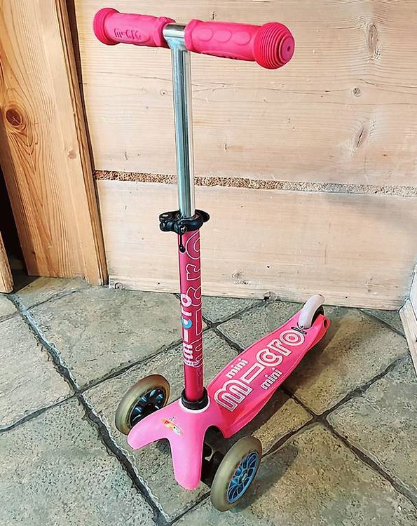 Mini Micro Scooter Trottinett DELUXE Rubin Rosa 2-5 Jahre (Gebraucht) in Aarau für CHF 37 – mit ...