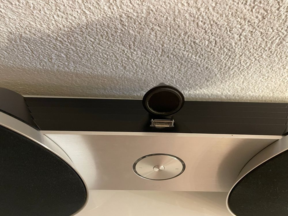 Bang & Olufsen BeoPlay A8 Silber (Defekt) in Spiez für CHF 156 – mit ...