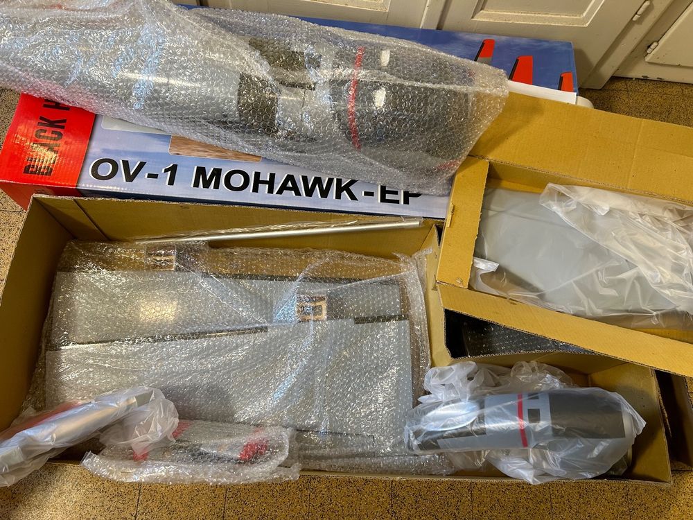 Avion RC Black Horse Model OV-1 MOHAWK-EP (Gebraucht) in Geneve für CHF ...
