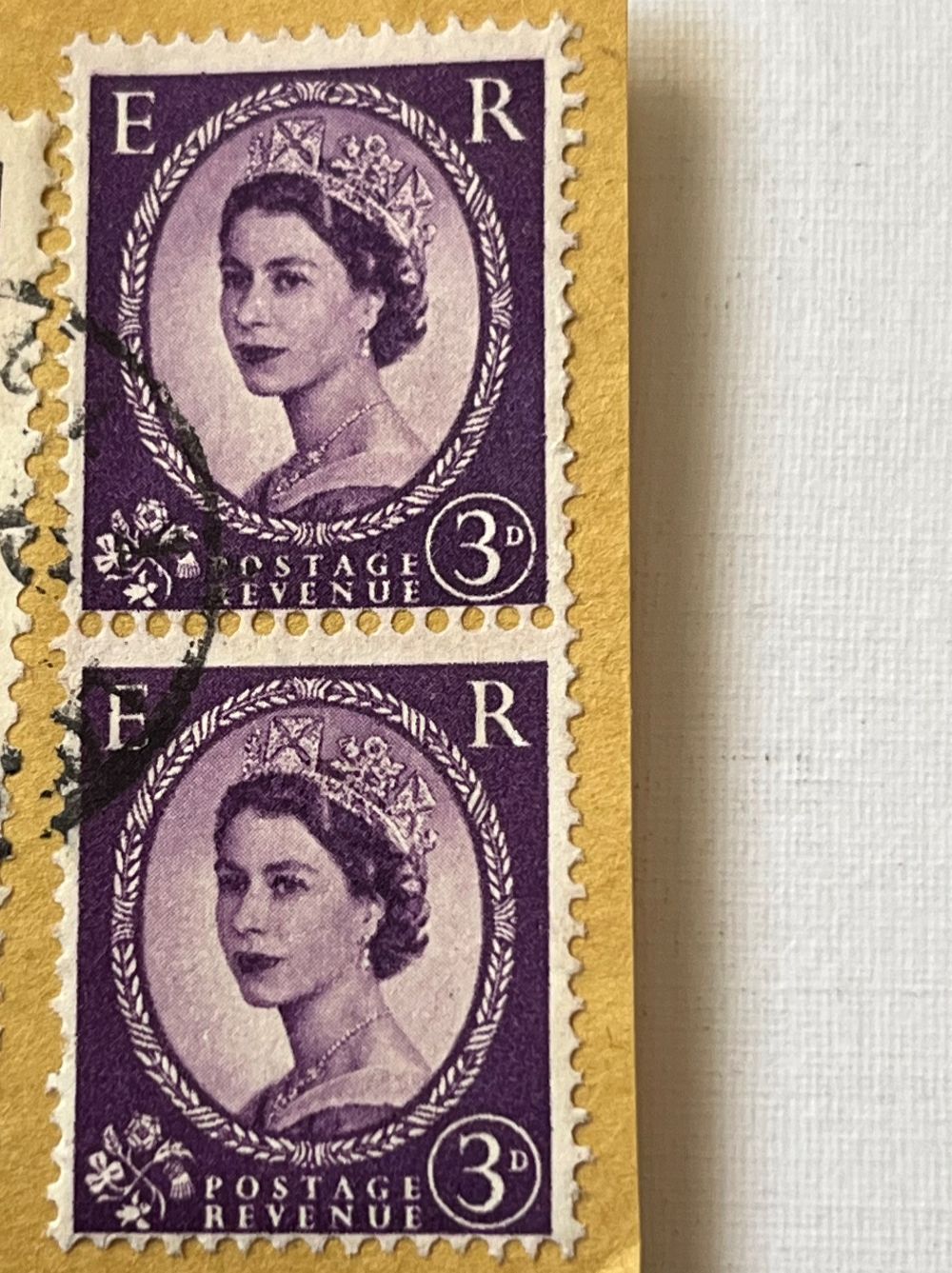 Briefmarken Queen Elizabeth II, Vintage Rarität (Gebraucht) in Neuenhof ...