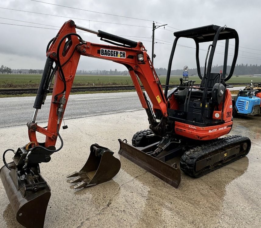 Bagger Kubota U 20 2,2 Tonnen. (Gebraucht) in Niederbipp für CHF 19500 – nur Abholung auf ...