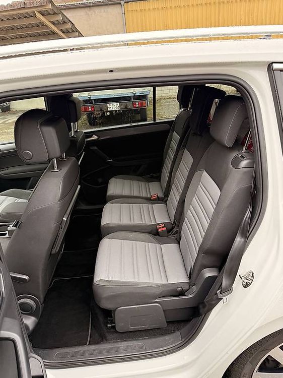 VW Touran HL R-Line (D'occasion) à pour CHF 31900 – retrait uniquement ...